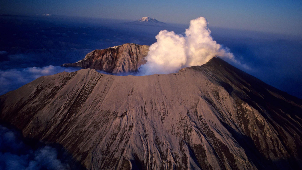 10 US States With the Most Volcanoes: Explosive Geographic Ranking ...